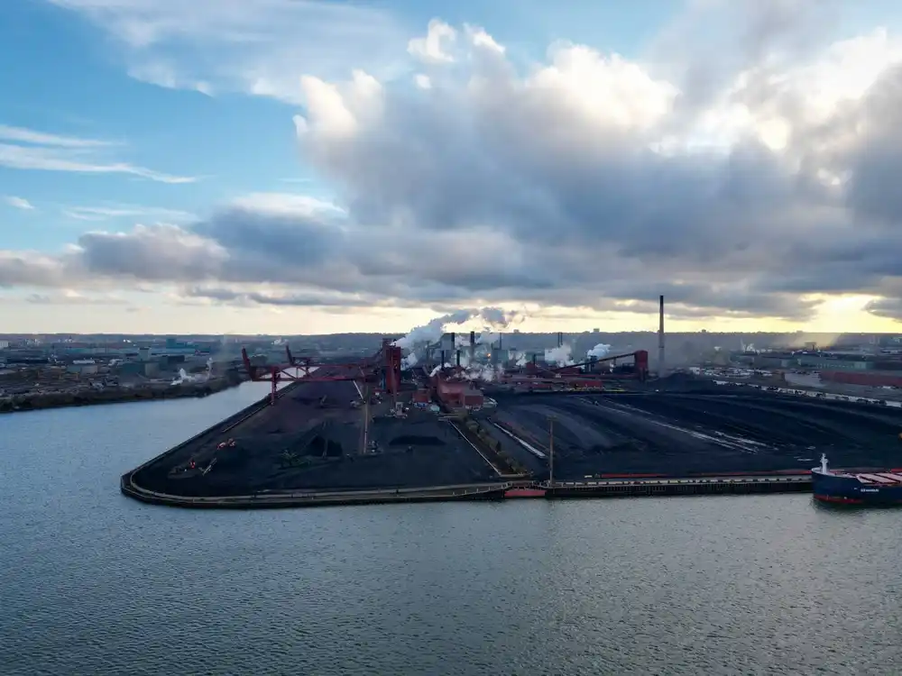 Top 5 Pros and Cons of Moving to Hamilton, ON in 2025